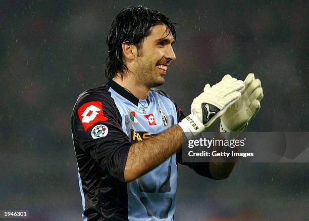 XL Vintage Jersey Juventus Goalkeeper 02/03 - Lotto - Blue XL Vintage Jersey Juventus Goalkeeper 02/03 - Lotto - Blue