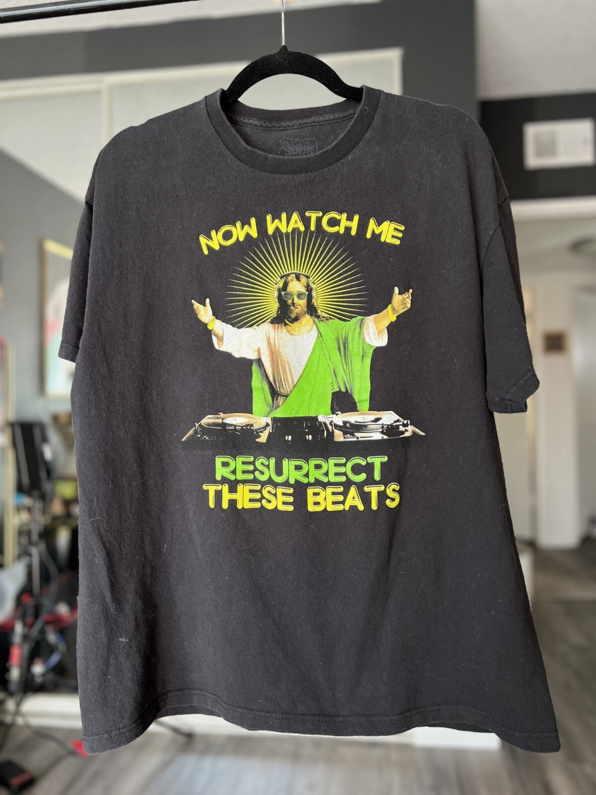 JESUS CHRIST! RESURRECT THESE BEATS! Funny Rave Tee *… - Gem