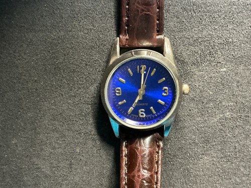 Unbranded Round Blue Face Quartz Watch With New Battery WORKING | eBay