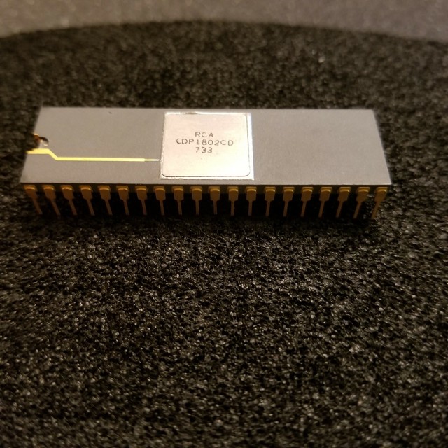 Vintage RCA CDP1802CD Microprocessor CPU Purple Gold Ceramic COSMAC ...