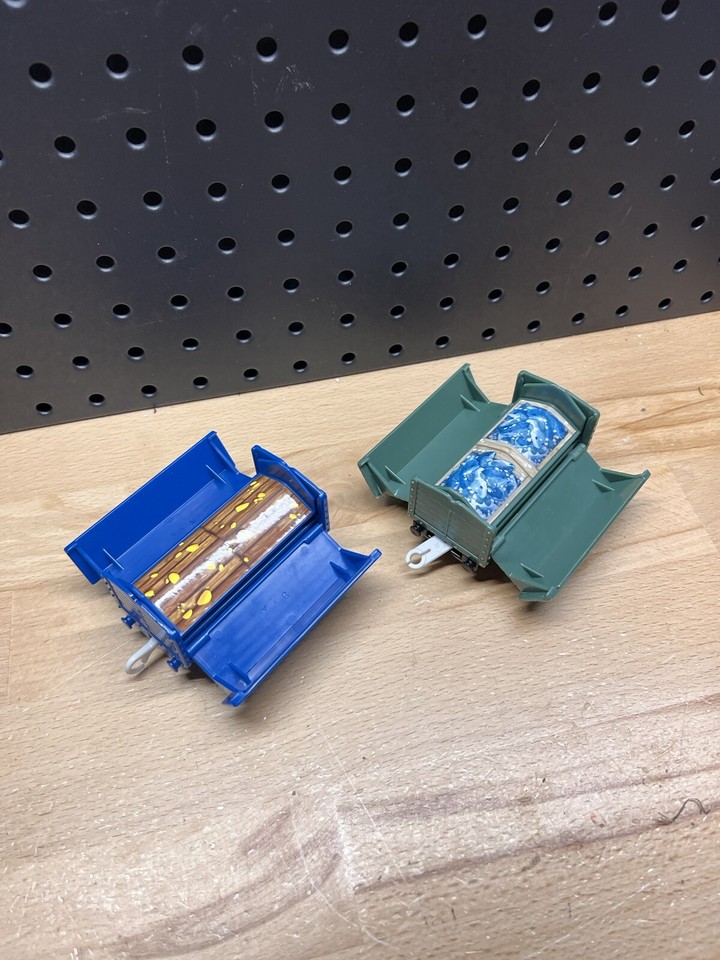 Thomas & Friends Trackmaster Cargo Lot Stinky Cheese Fish Delivery Pop ...