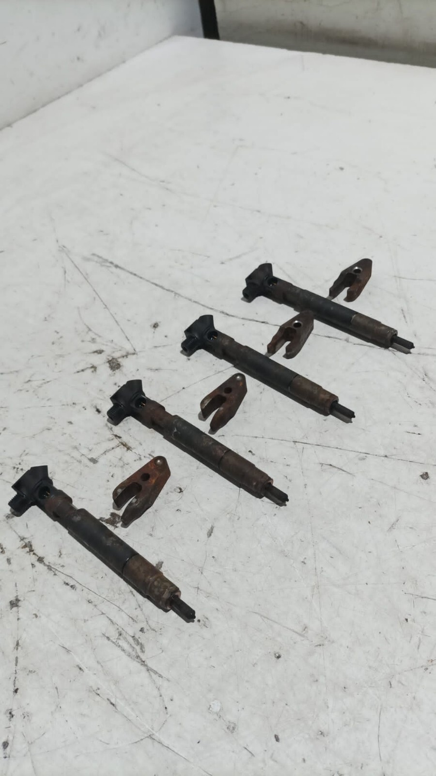 MERCEDES C-class W205 Fuel Injector 6510703287 125942 3 Months for sale ...