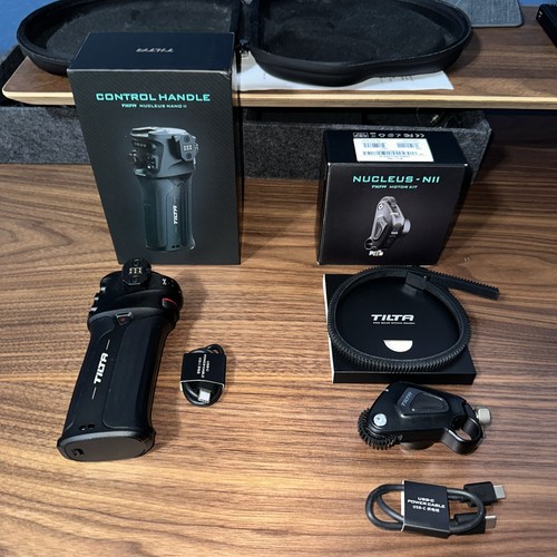 Tilta Nucleus Nano II: Control Handle & Motor Wireless Focus Control ...