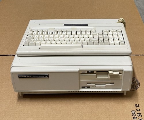 Vintage Tandy 1000 TX Personal Computer With Keyboard, Powers On (read ...