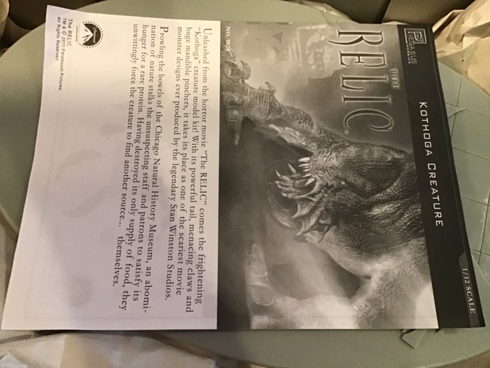 Pegasus Hobby 1/12 The Relic Kothoga Creature Model Kit - 9020 model ...