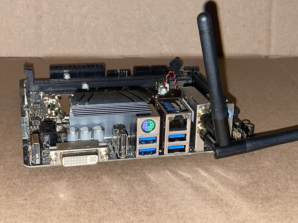 ASRock B365M-ITX/ac motherboard Intel® B365 LGA 1151 2*DDR4 Mini-ITX ...