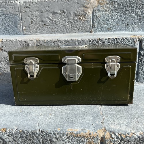 Vintage Union Steel Utility Tool Box Chest Metal Green Tackle Box Made ...