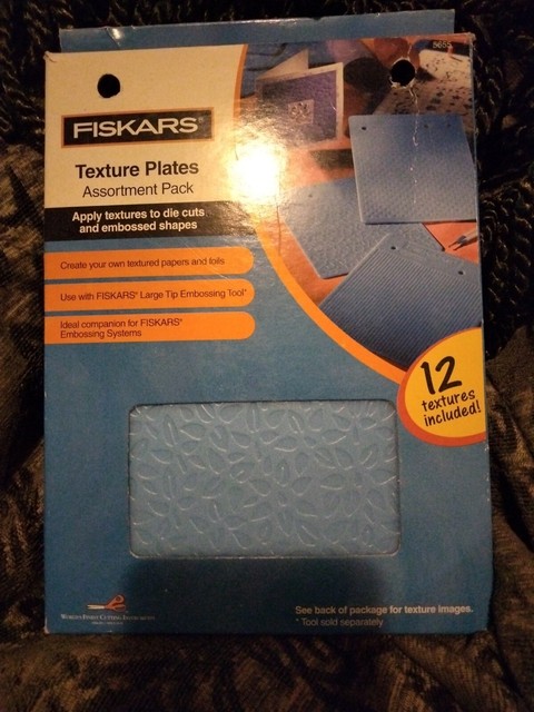 Fiskars Texture Plates Embossing Assortment iPack 12 Designs Hearts ...
