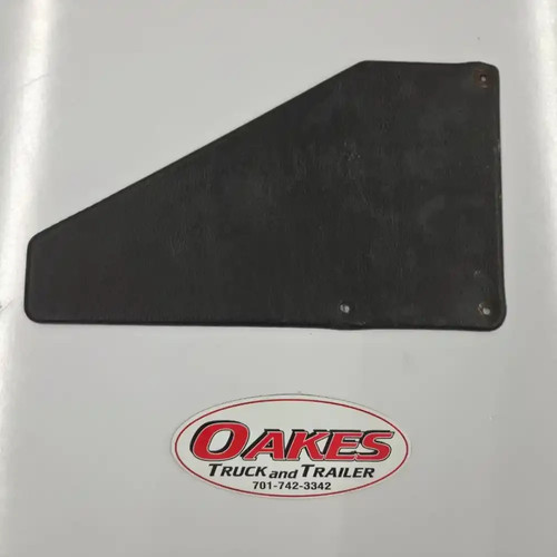 2000 Freightliner FLD120 Lower Dash Water Valve/Freon Cover- 18-26068 ...