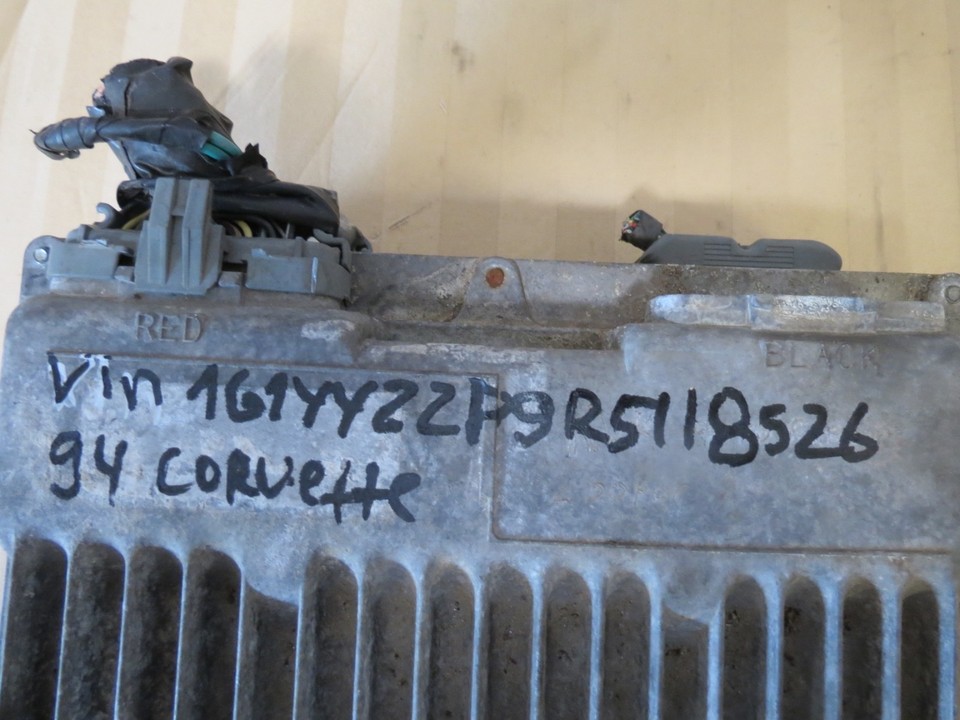 94-95 Chevy Corvette C4 5.7L Engine Control Unit VIN 1G1YY22P9R5118526 ...