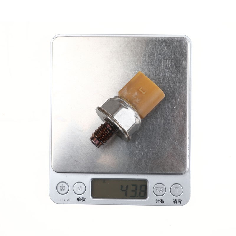 Fuel Rail Pressure Sensor 55PP24-02 059130758K For Audi A4 A5 A6 C6 Q7 ...