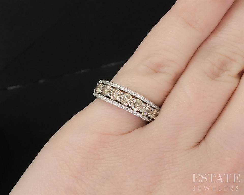 14k Vanilla Gold LeVian Natural .80ctw Chocolate & Vanilla Diamond Ring ...