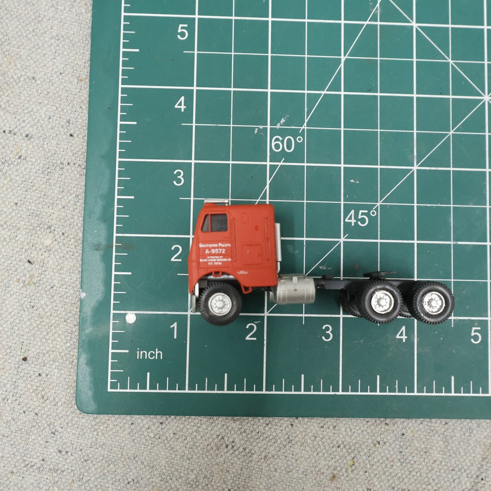 HO Scale Athearn Cab Over Semi Southern Pacific For Model Railroad 3 ...