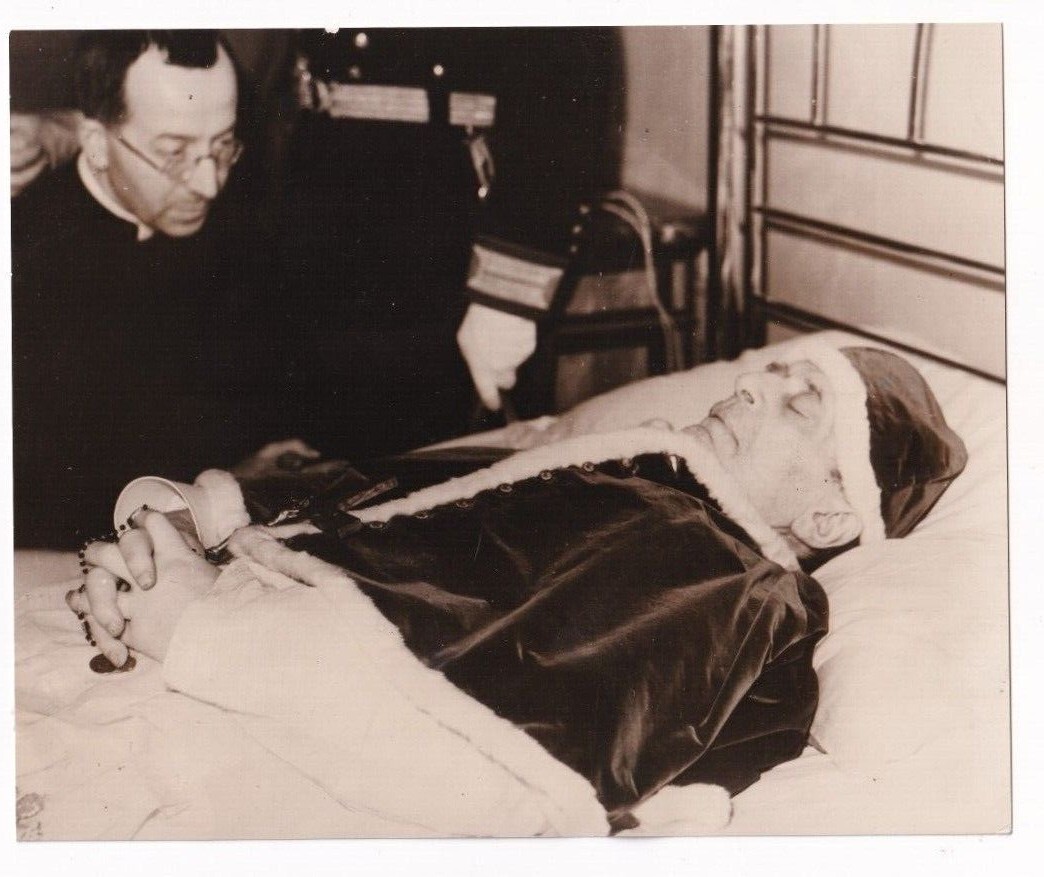 Pope Pius Xii Dying