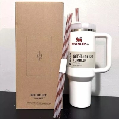 Stanley Mistletoe Twist Quencher H2.0 Flowstate Tumbler 40 Oz FREE ...