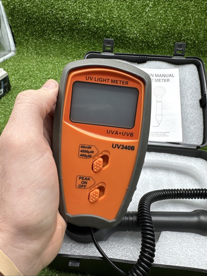 UV Radiometer Light Meter LCD Display UVA UVB Measure Tools UV340B. L ...