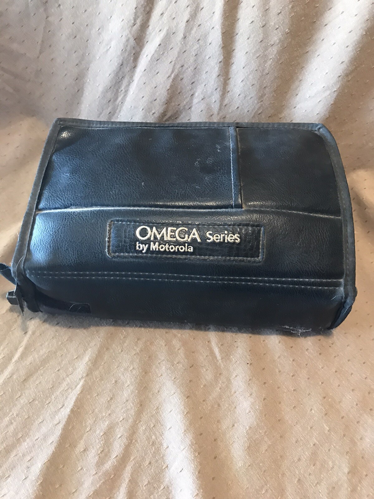 Vintage Motorola “Omega Series” Car Cellular Phone With Battery Carry ...