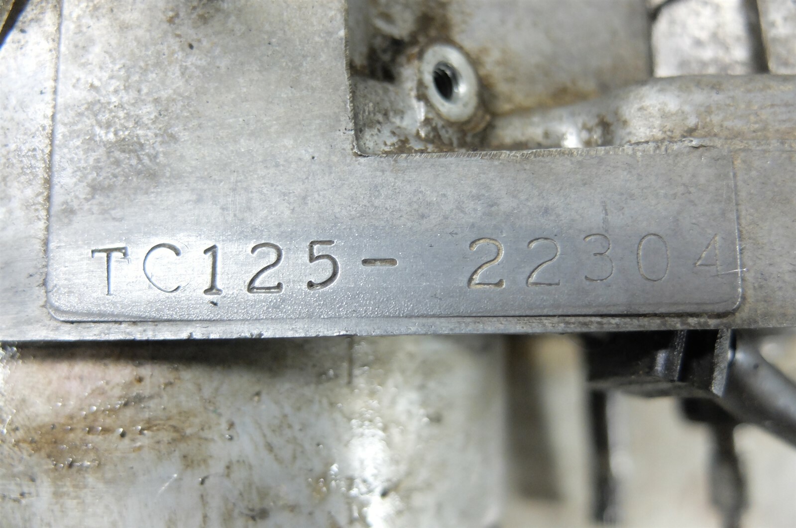 72 Suzuki TC 125 TC125 Prospector engine crank case cases block bottom ...