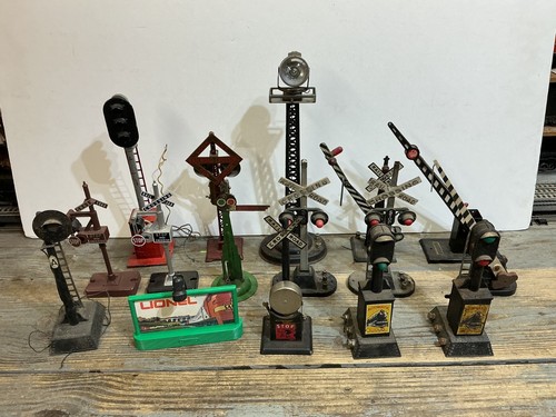 Vtg Lionel Marx Lot Railroad Crossing Stop Signal Flood Light Tower Toy ...