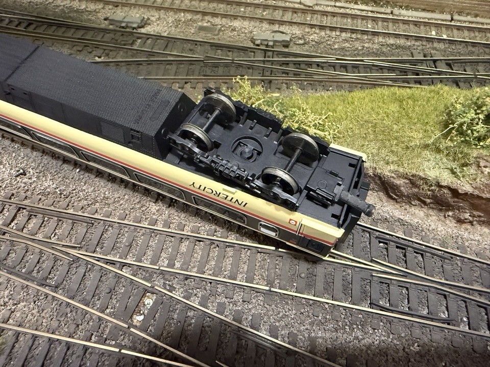 Hornby OO Intercity MK3 TGS Coach 44063 | eBay UK