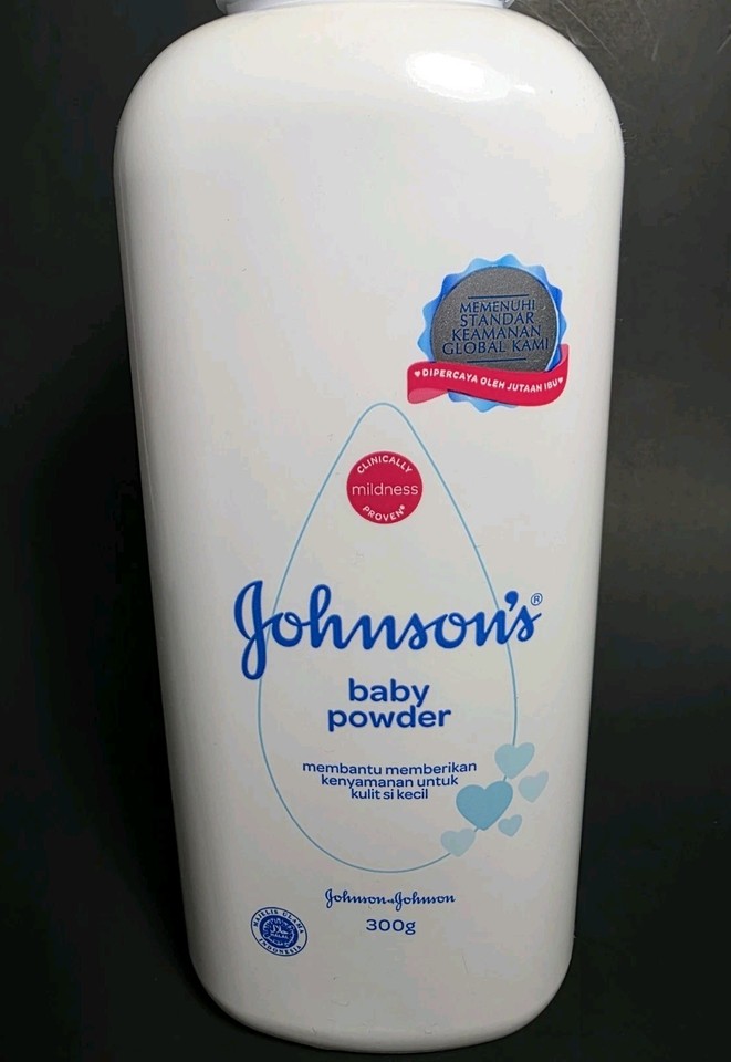 ( 1 ) Johnson's Baby Powder Silky Soft Skin W/ Talc~ (300g) / 10.6 oz ...