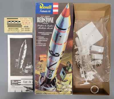 Revell 1:110 SCALE US Army Redstone Chrysler Ballistic Missile KIT #H ...