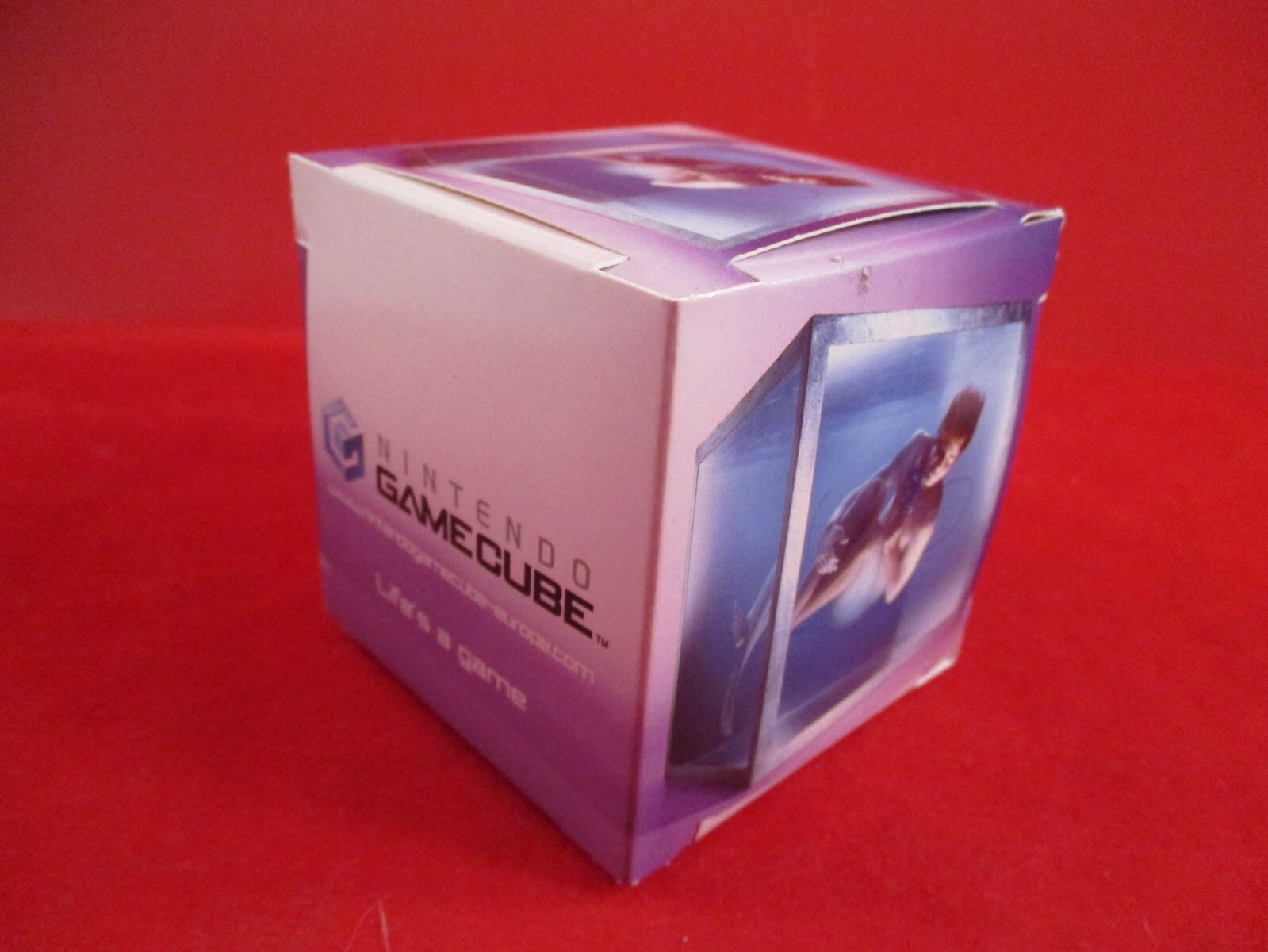 Nintendo Gamecube Console System Promotional Paper Cube European Promo ...