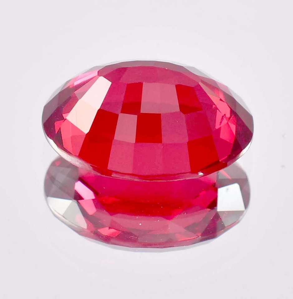 23 x 17 mm Flawless Natural Red Painite Loose Gemstone 38.80 Ct (GIT ...