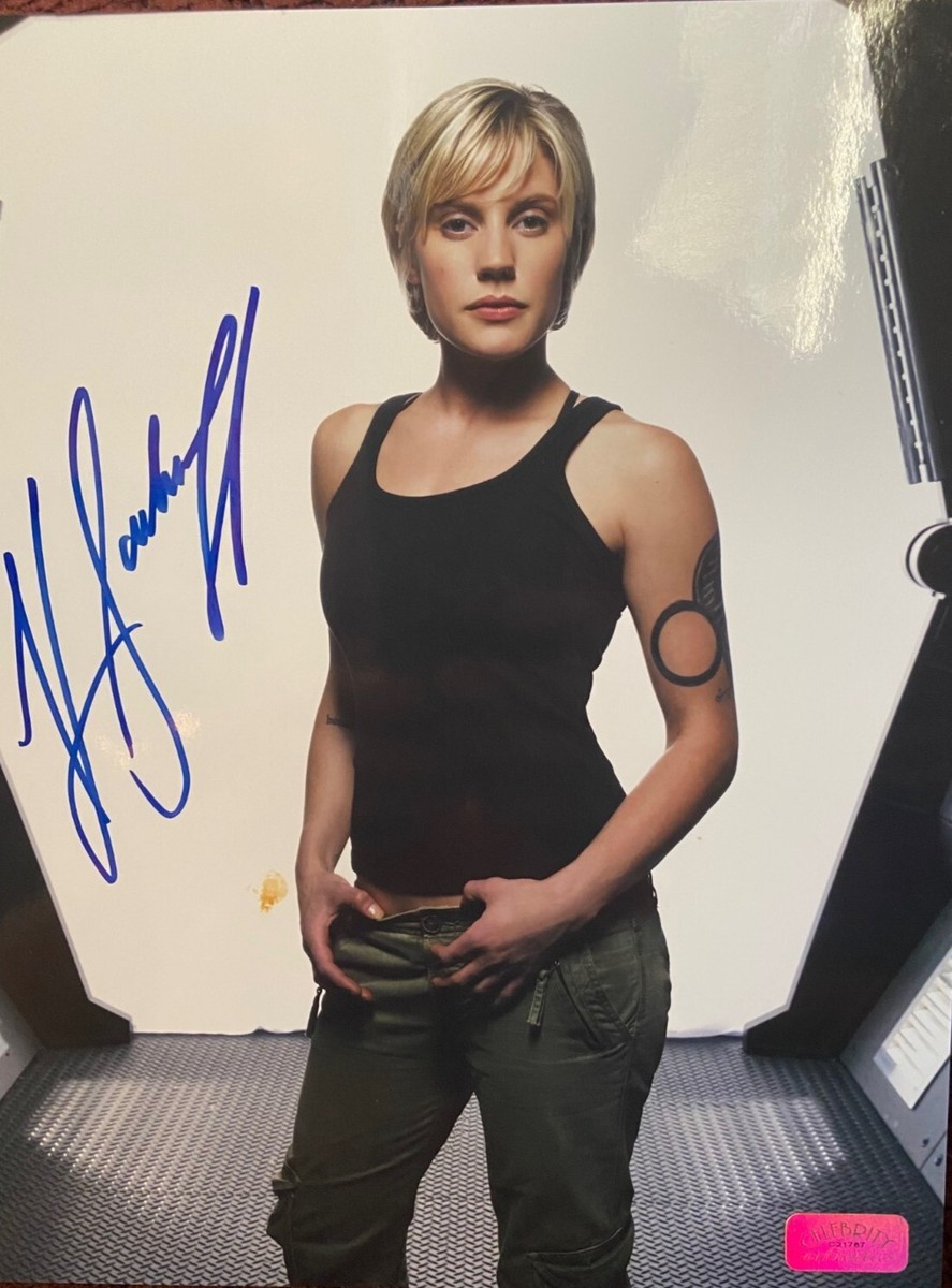 Katee Sackhoff Tattoo Katee Sackhoffs 4 Tattoos Ihre Bedeutung