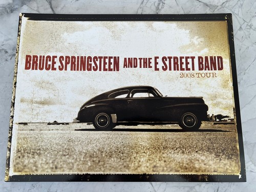 BRUCE SPRINGSTEEN 2008 MAGIC TOUR CONCERT PROGRAM BOOK EXC COND ...