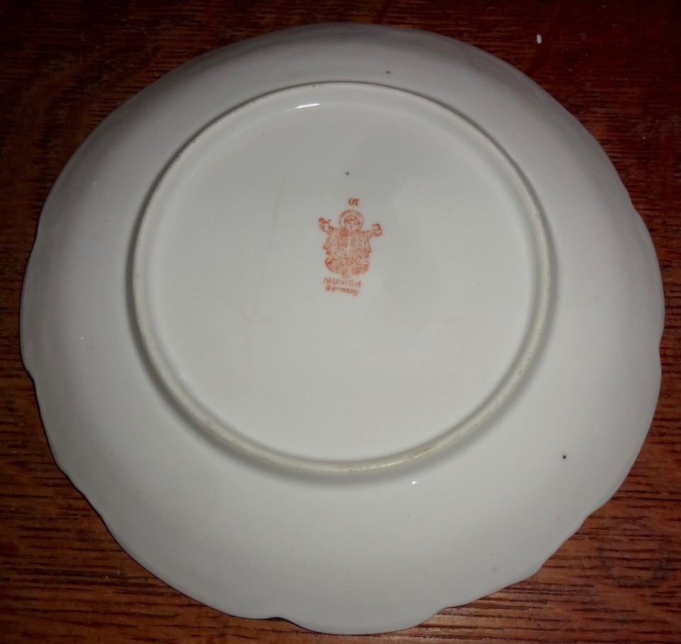 MUNICH GERMANY Beer Garden SNACK PLATE Porcelain china biergarten use ...