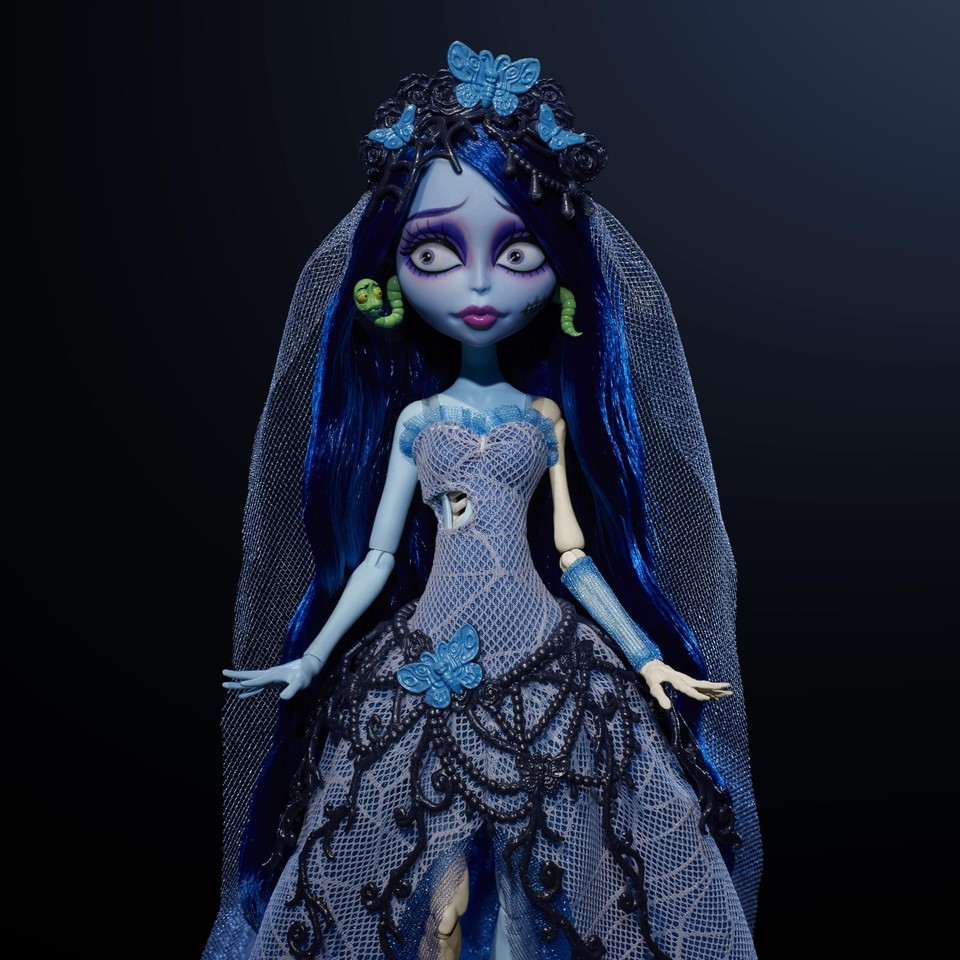 Monster High Skullector Doll, Corpse Bride Emily Collectible in Gothic ...