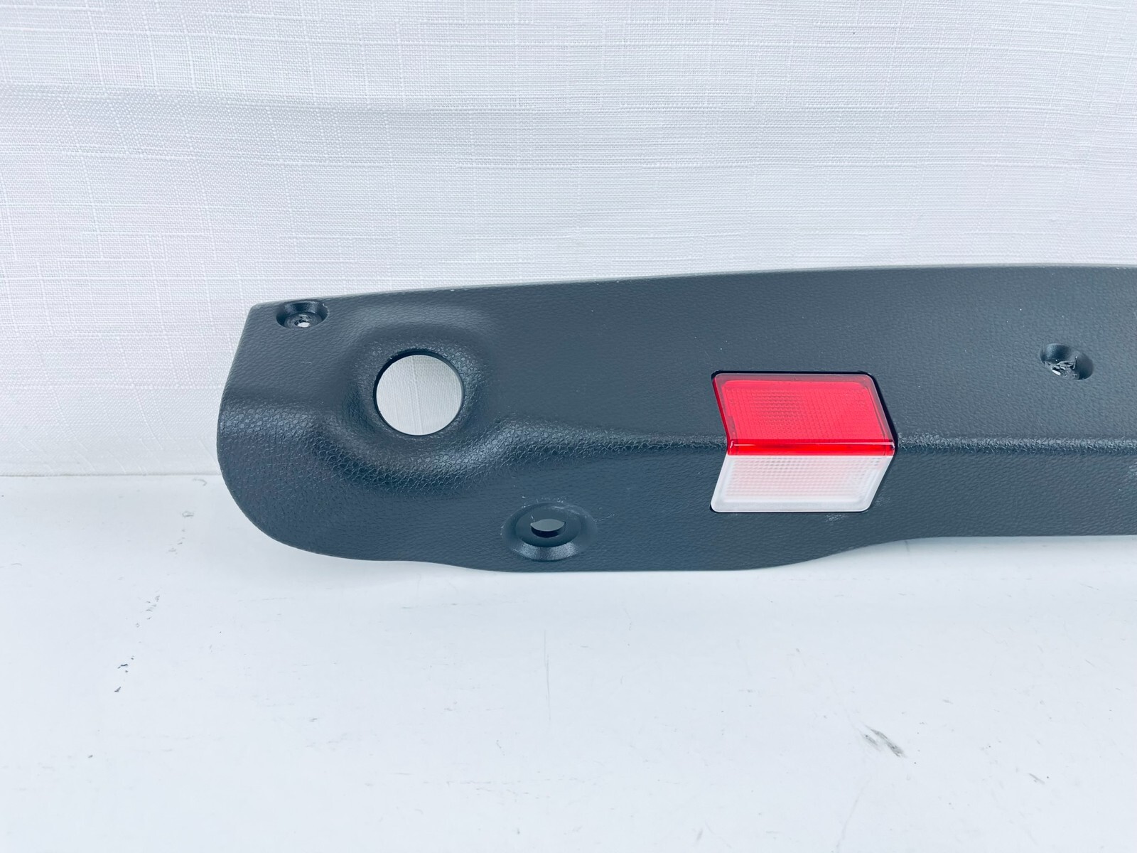 Mercedes 2008 - 2011 W204 C300 Rear Trunk Lid Handle Trim Panel ...