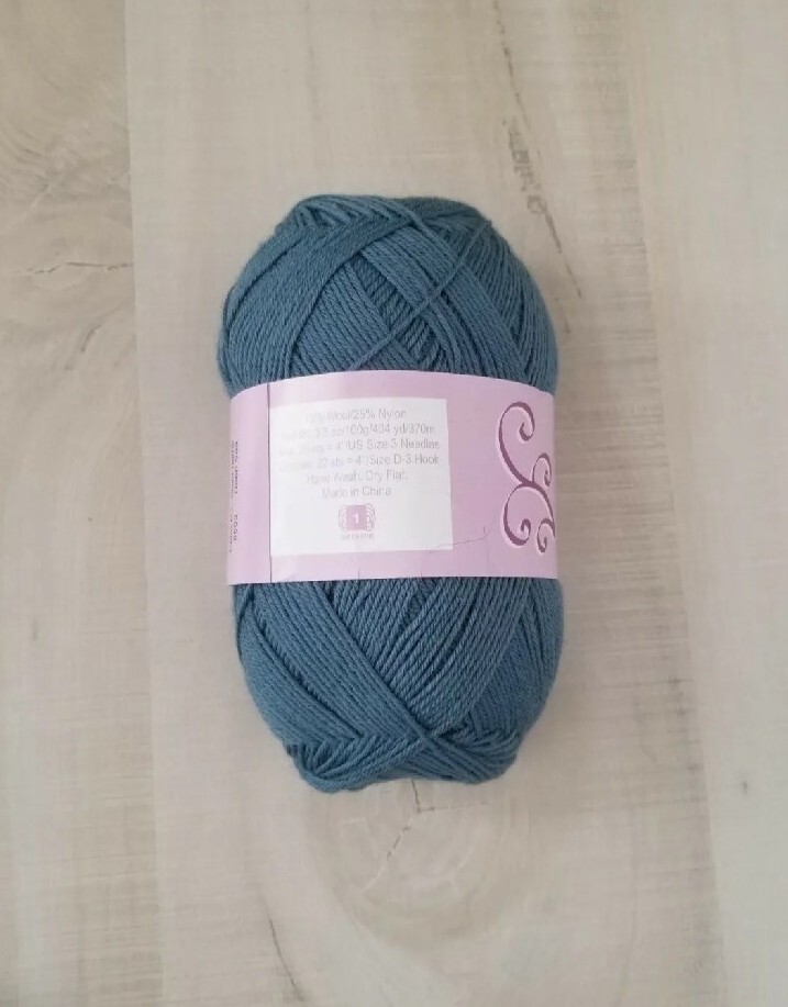 5th Avenue Toe-riffic wool blend sock yarn Deep Sea color 1 large skein ...