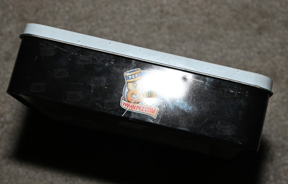 PEZ Disney MICKEY MOUSE 80th Anniversary Tin Collector's Set & Poster ...