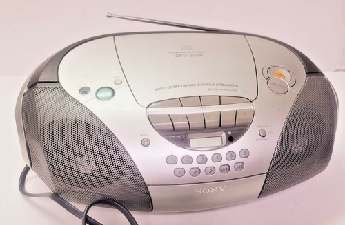 Sony CFD-S300 Megabass Boombox CD-Player/AM-FM RadioCassette Player | eBay