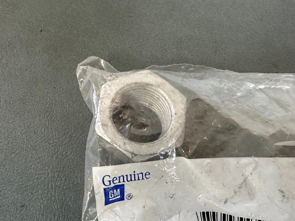 GM OEM NOS 88891763 Propeller Shaft Pinion Flange Nut 1994-1996 ...