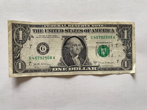 One dollar bill serial number G 45792508 A $1 Note US Real money 2017 ...