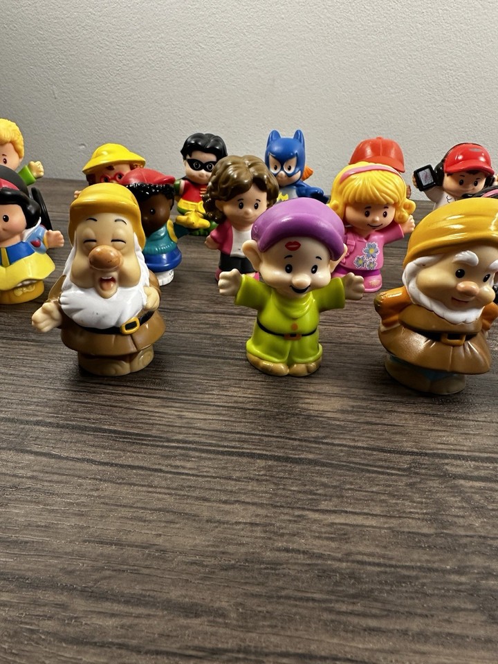 Lot Of 28 Fisher Price Little People Figures Batman Disney Mickey Mrs ...