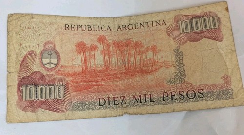 2 Notes Argentina Paper Money Currency 1983-84 10000, And 1 Peso ...