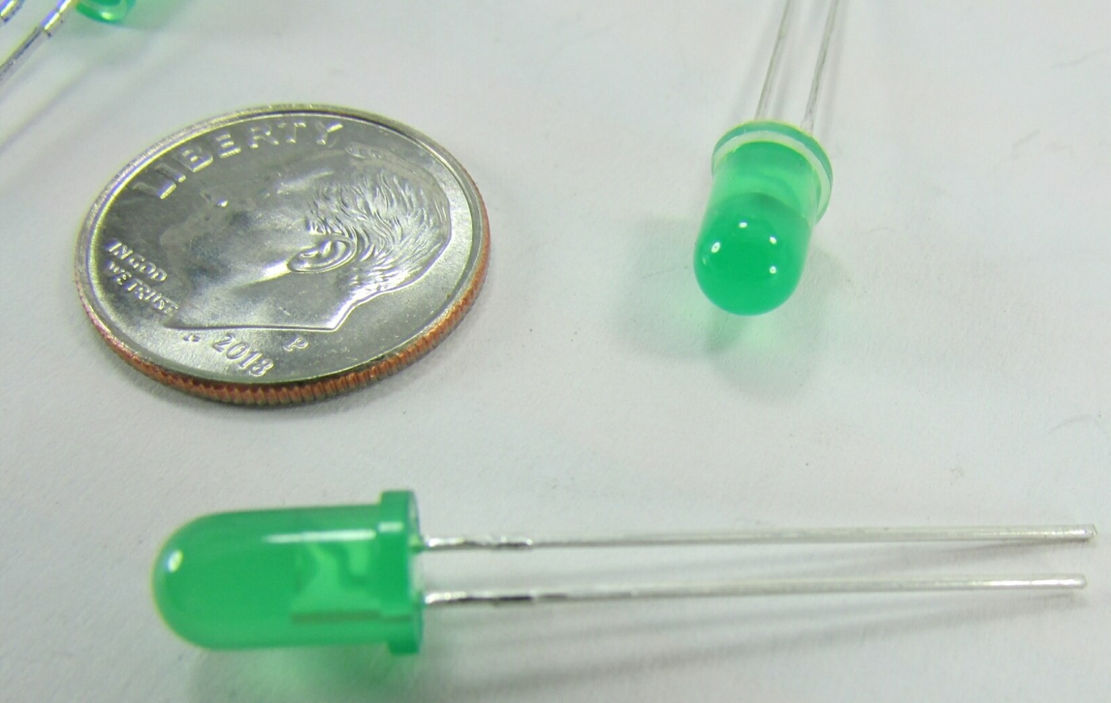 Lot 100 Kingbright 5MM Round Diffused Green LEDs, 20 MCD T-1-3/4 3VDC ...