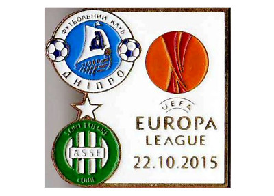 badge épingle football football Dniepr Dnipro Ukraine - Saint Etienne ...