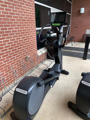 Precor EFX 883 Version 2 Elliptical w/ P84 Console - Cleaned & Serviced ...