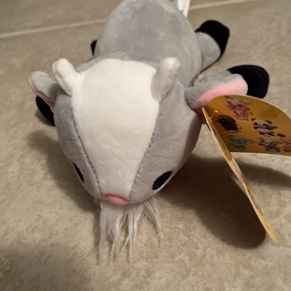 CHOOSE 1 NEW Zuru Hug A Lumps .5lb Goat Meerkat Kangaroo Capybera ...