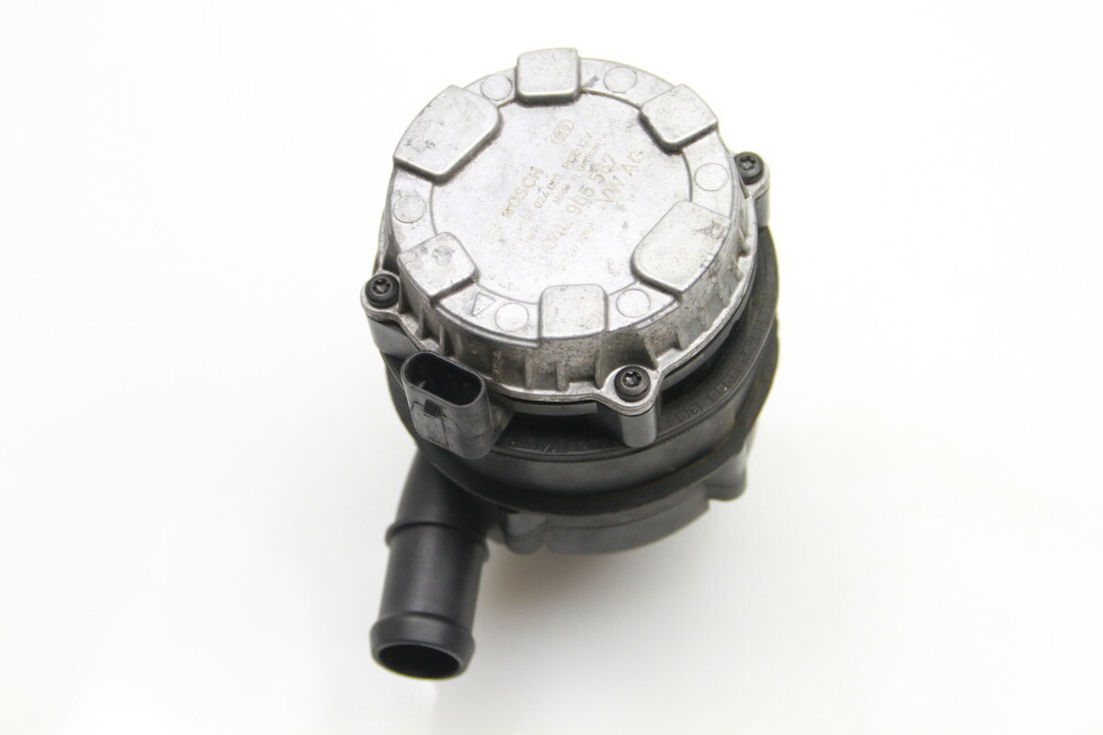 VOLKSWAGEN GOLF MK7 2015 2.0 GTD 04L965567 0392024003 CIRCULATION PUMP ...