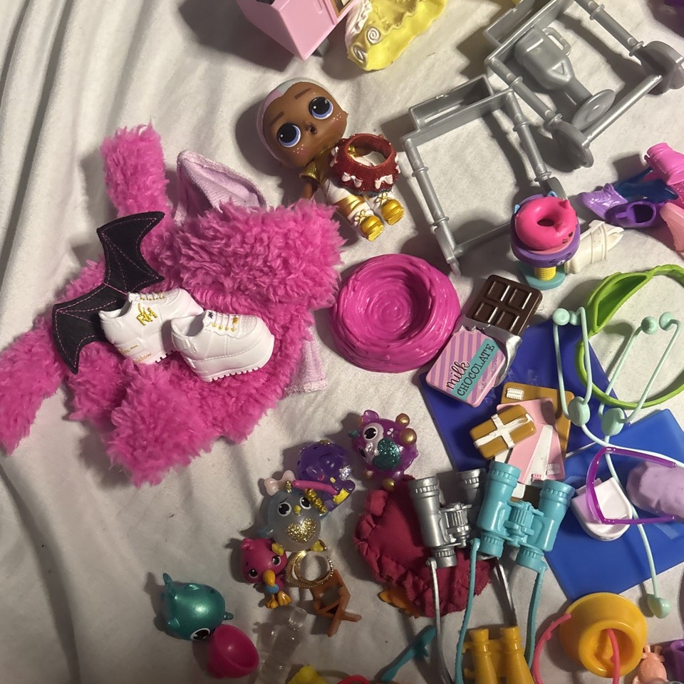Mixed 100+ Lot of Barbie Monster High And Others Clothes and ...
