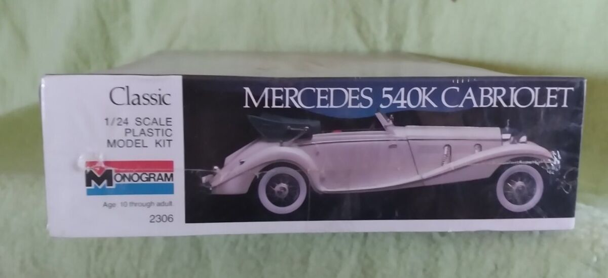 Monogram The Classic Mercedes 540K Cabriolet 1/24 Scale 2306 Monogram The Classic Mercedes 540K Cabriolet 1/24 Scale 2306