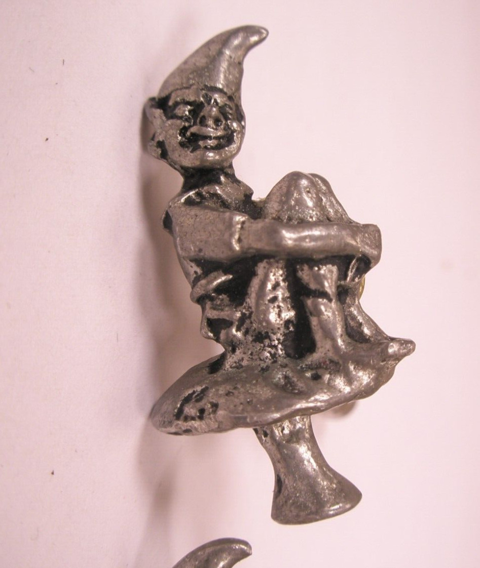 Fairie Gnome Sprite Elf sitting on Toadstool Mushroom… - Gem