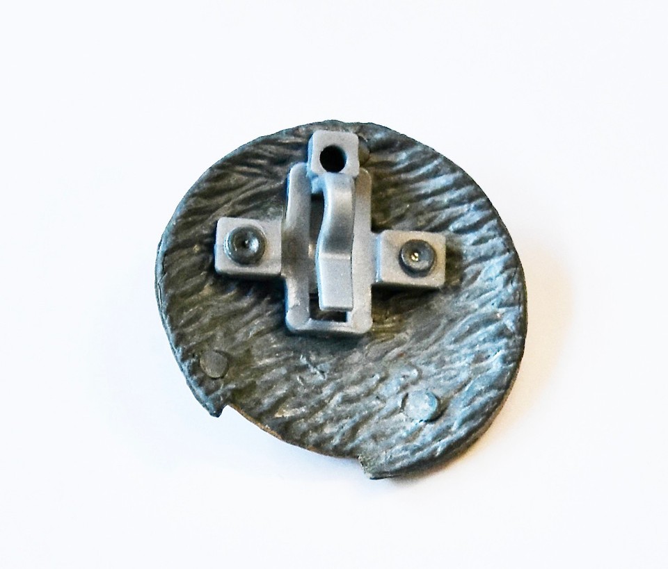 Vtg Galoob WILD ONE GIRL SHIELD original 1984 Gold Red Pin Accessory ...