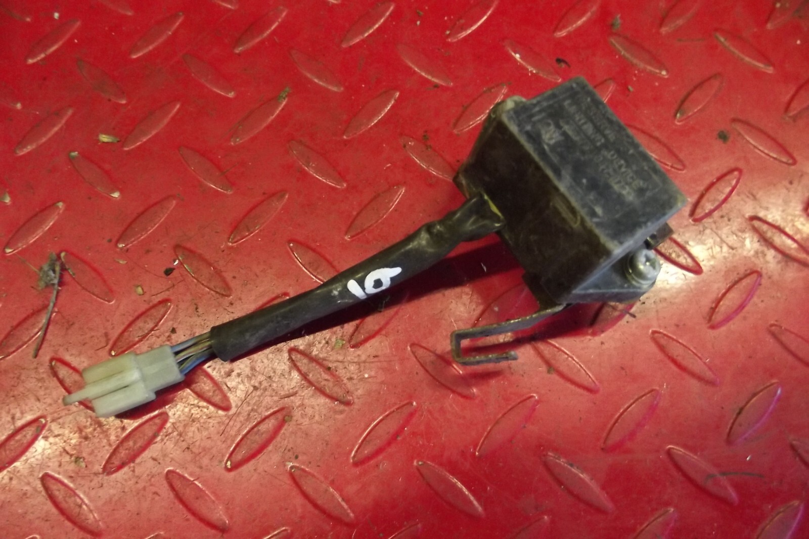 KAWASAKI GPZ600R RESERVE LIGHTING DEVICE AND MOUNTING BRACKET 6 | eBay UK